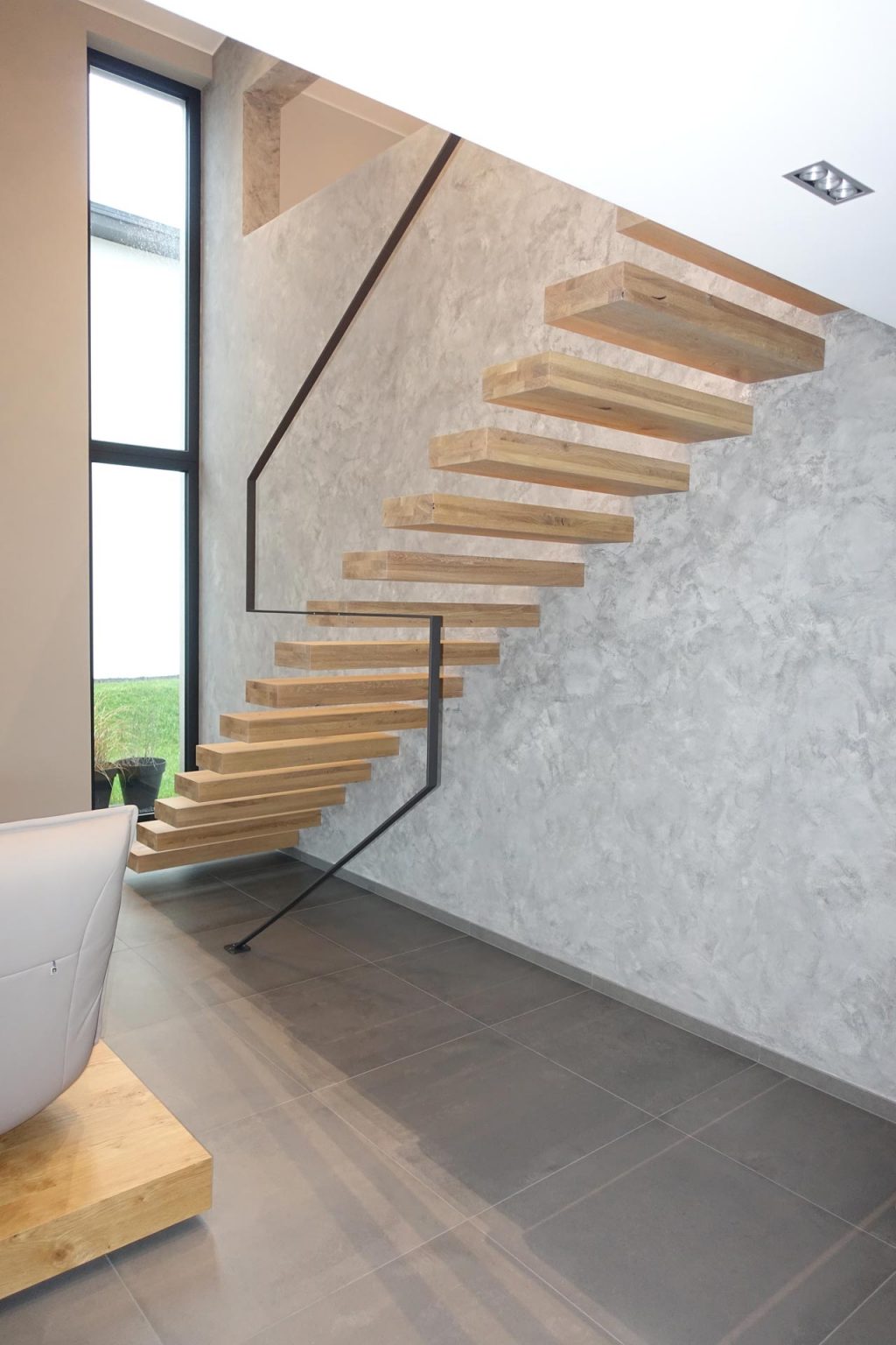 Ästhetische Kragarmtreppen – Maßarbeit von Gorgeneck.